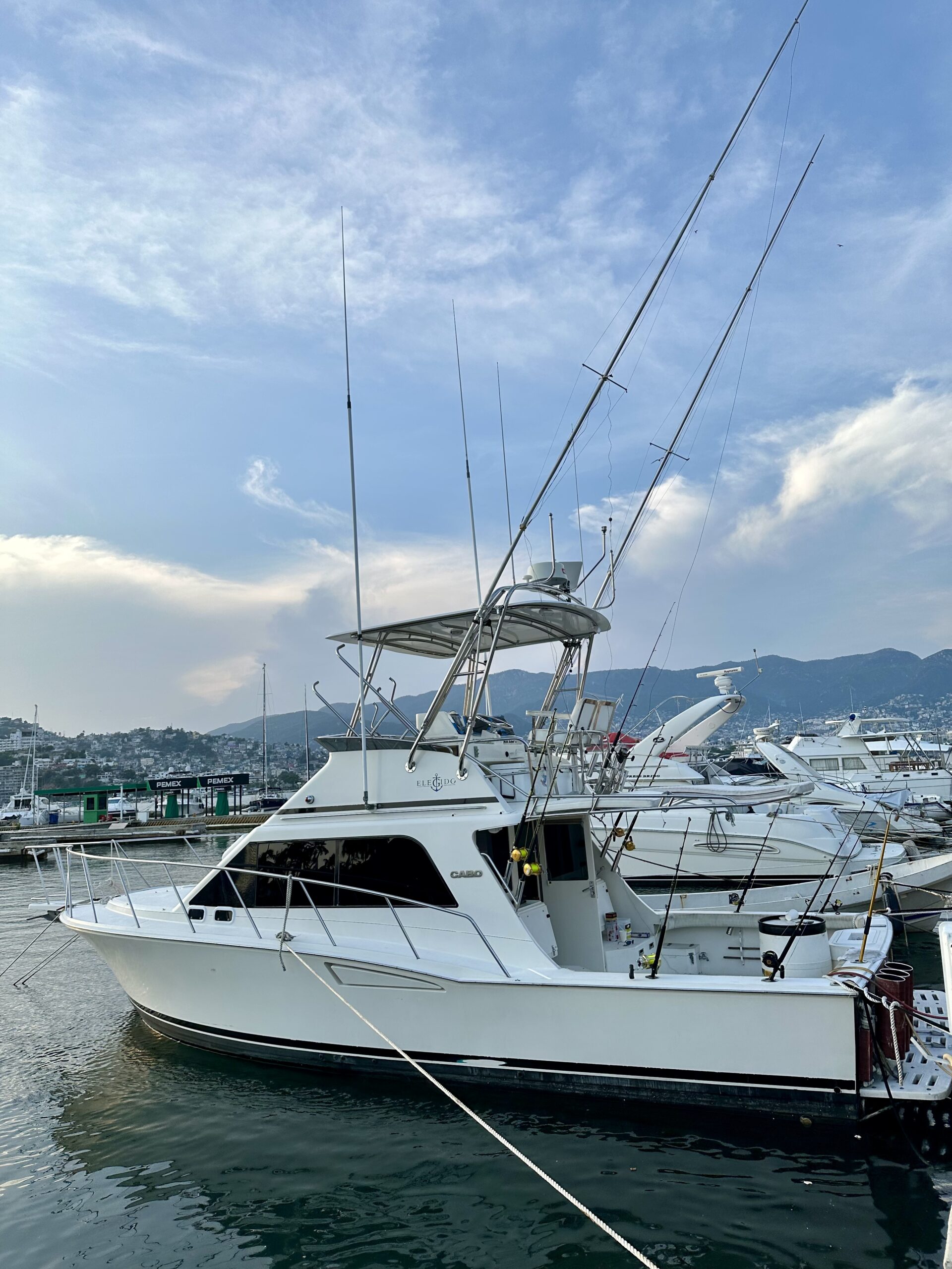 2001 Hatteras cabo 35 – Mexico Marino